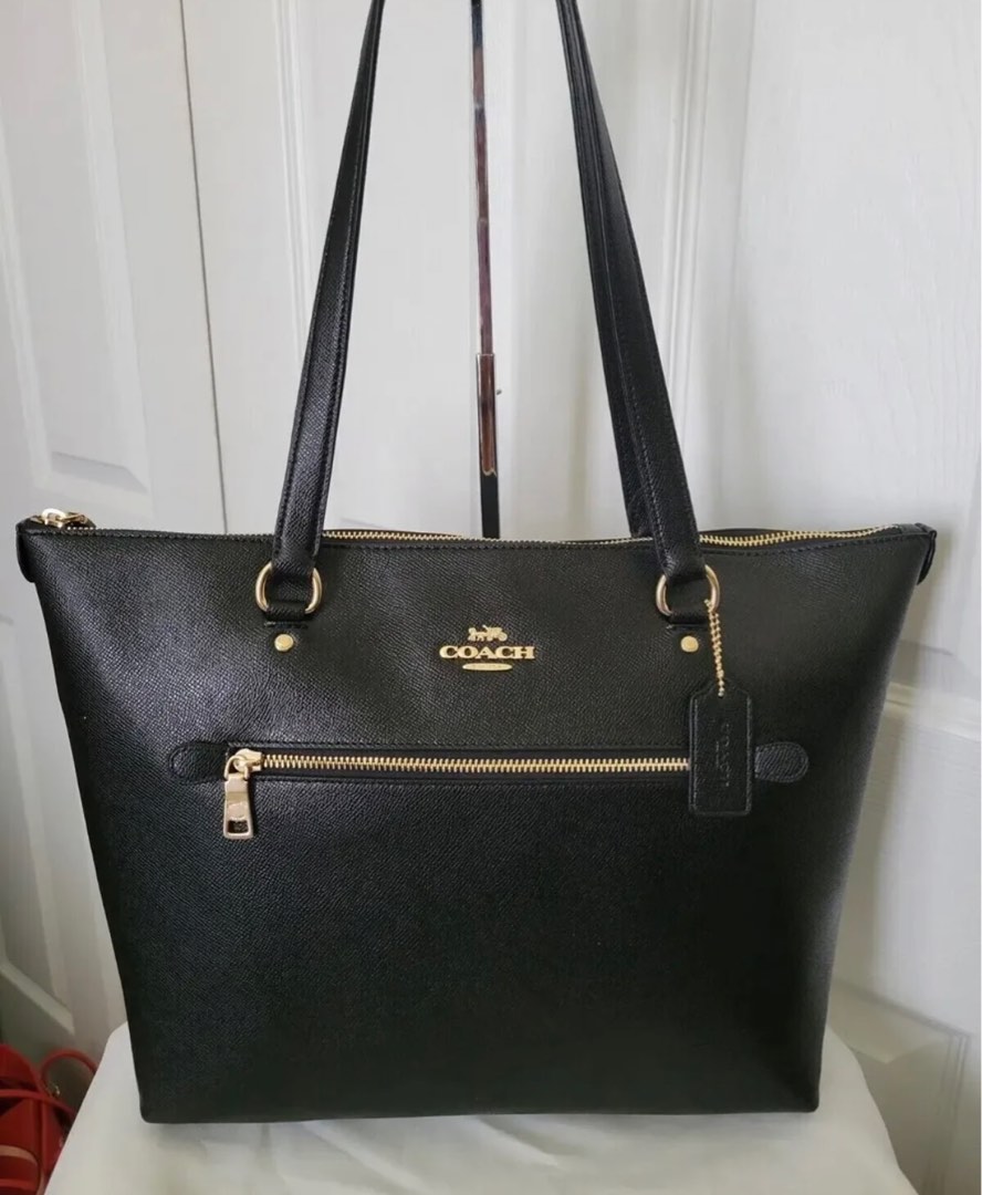 Coach Gallery Tote Bag, Luxury, Bags & Wallets on Carousell
