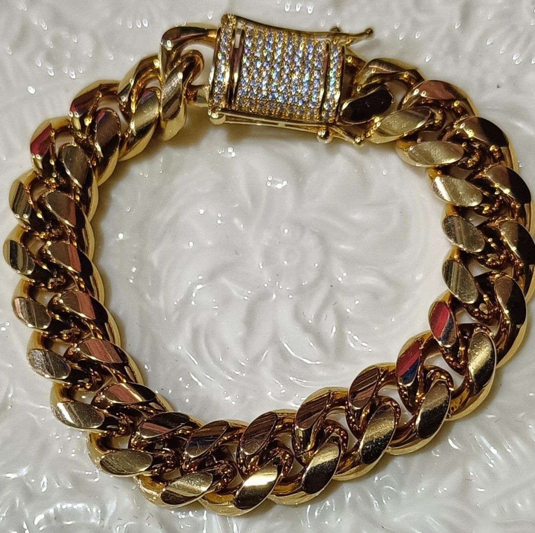 Cuban chain triple lock bracelet on Carousell