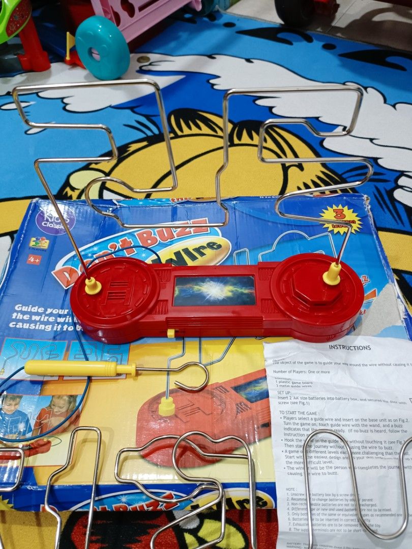 Don't Buzz The Wire, Hobbies & Toys, Toys & Games on Carousell