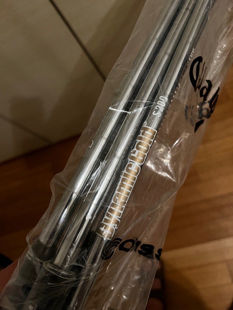Dynamic gold 120 S200 shaft set, Sports Equipment, Sports & Games, Golf ...