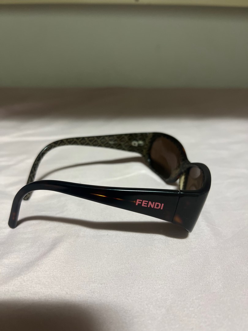 Fendi Sunglasses, Men's Fashion, Watches & Accessories, Sunglasses ...