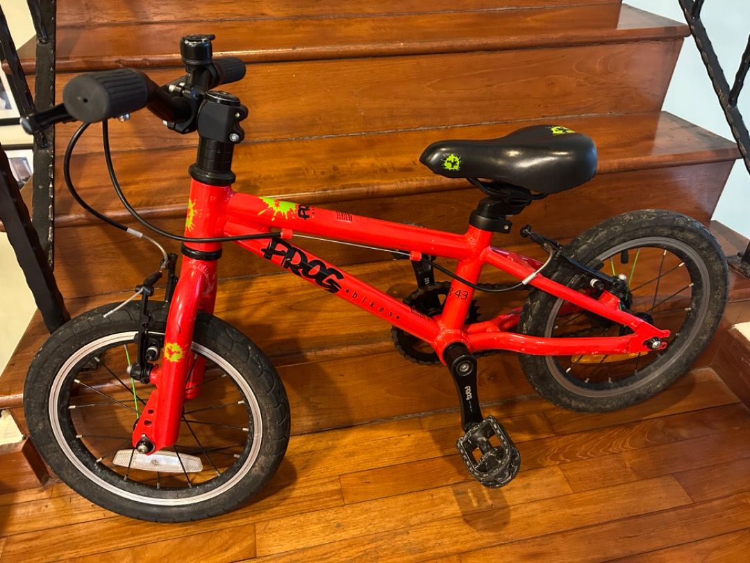 Frog 40 bike (14 inch wheels), Sports Equipment, Bicycles & Parts ...