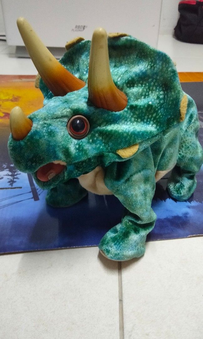 Hasbro Playskool Triceratops Dinosaur Stomper with Sound, Hobbies ...