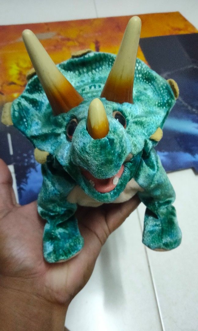 Hasbro Playskool Triceratops Dinosaur Stomper with Sound, Hobbies ...