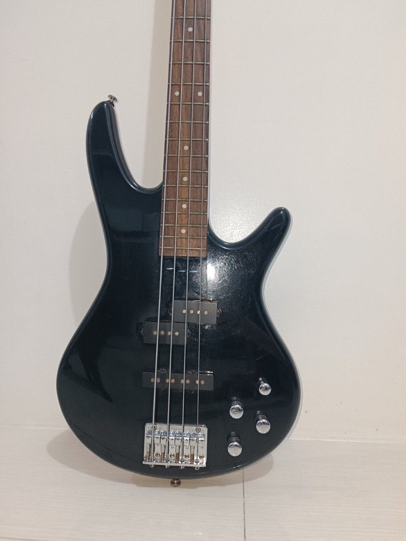 Ibanez Electric Bass Guitar, Hobbies & Toys, Music & Media, Musical ...