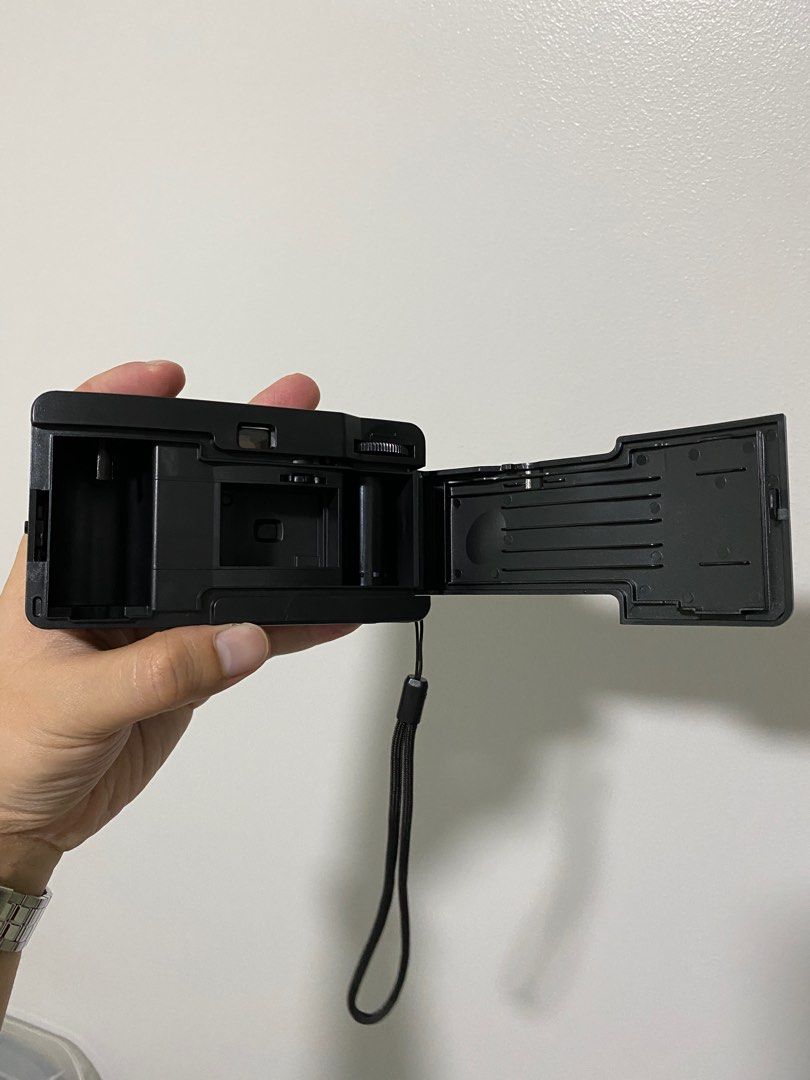 Kodak M38 film camera, Photography, Cameras on Carousell