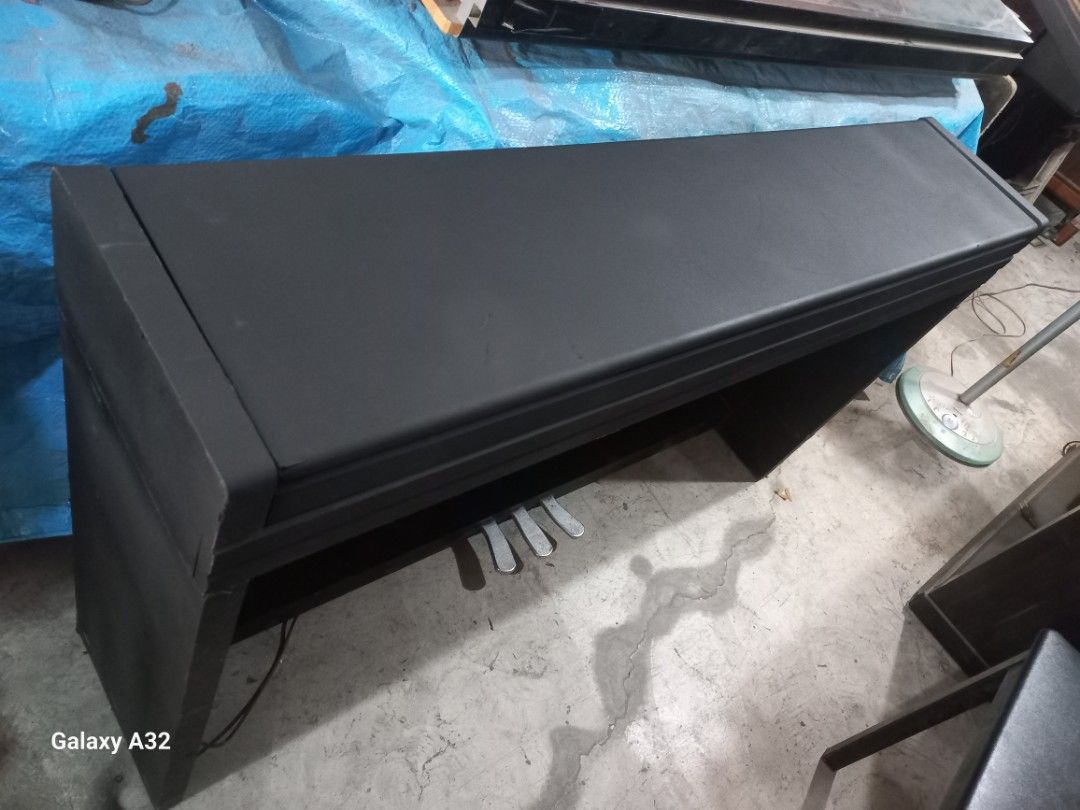 Korg LP-350 Weighted 88-Key Digital Piano, Hobbies & Toys, Music ...