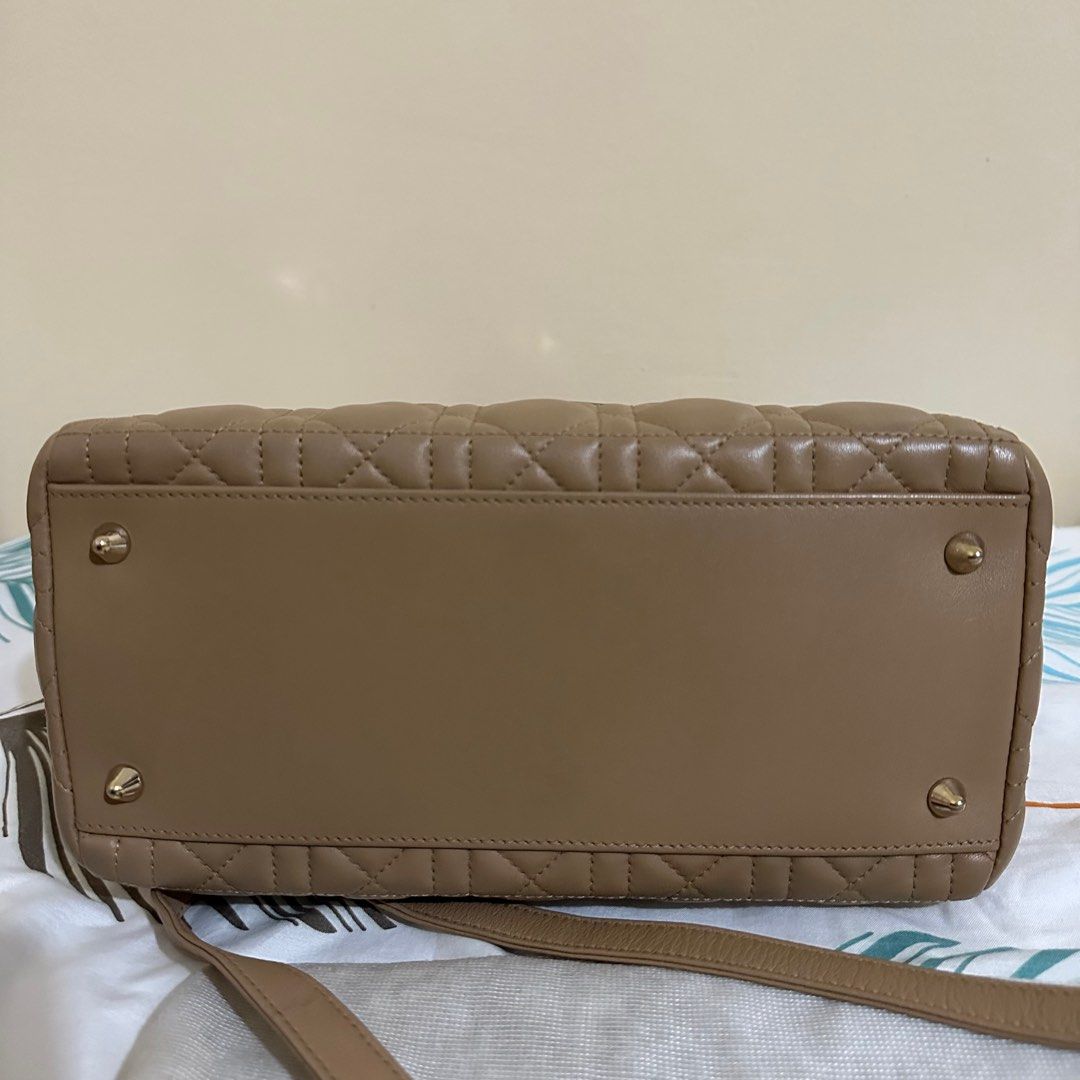 Lady dior Medium Beige (complete inclusions) on Carousell