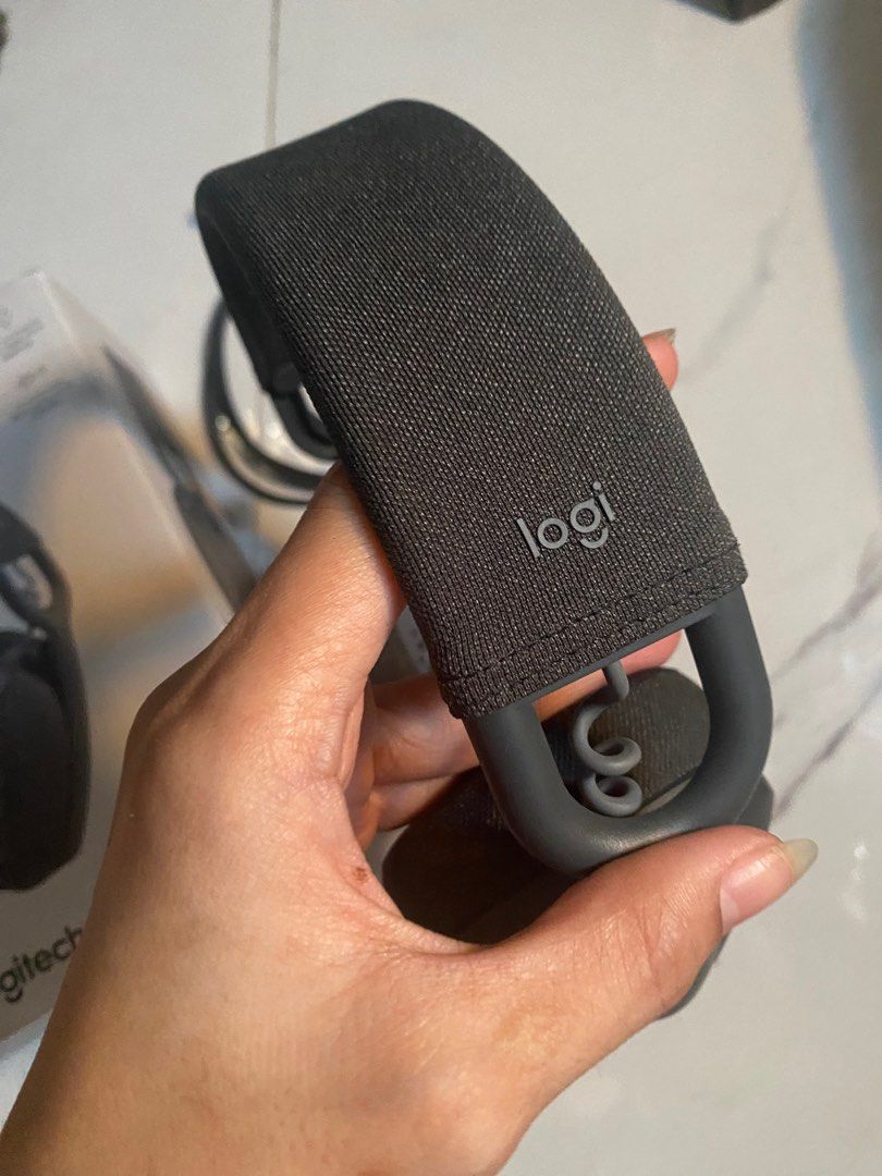 LOGITECH ZONE VIBE 100, Audio, Headphones & Headsets on Carousell