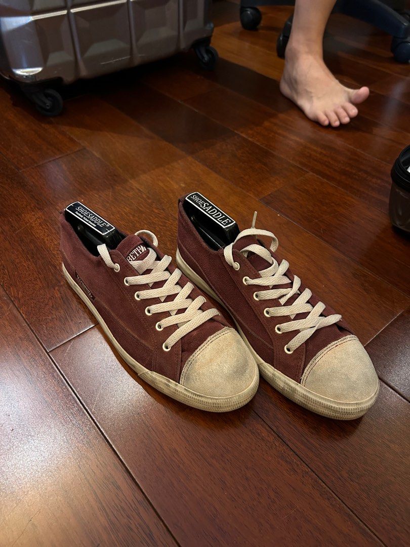 Macbeth sepatu sneakers, Fesyen Pria, Sepatu , Sneakers di Carousell