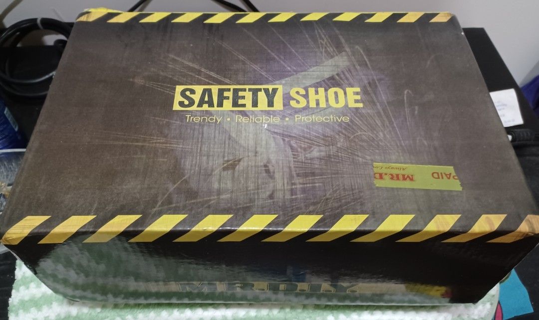 mr.diy steel toe cup safety shoes, Men's Fashion, Footwear, Boots on ...