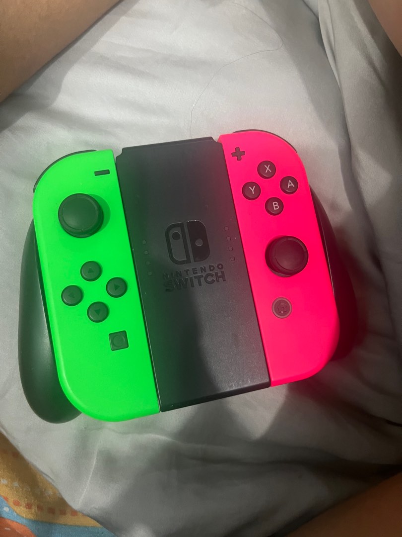 Nintendo Switch Extra Controllers on Carousell