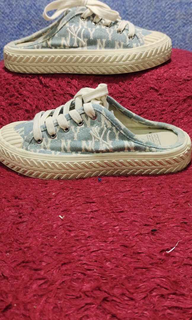 NY MLB sepatu Prelove Second Branded Super Duper Keren Kece Baday dan ...