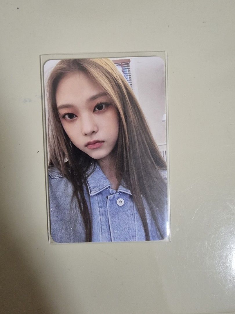Official Photocard Haerin New Jeans, K-Wave di Carousell