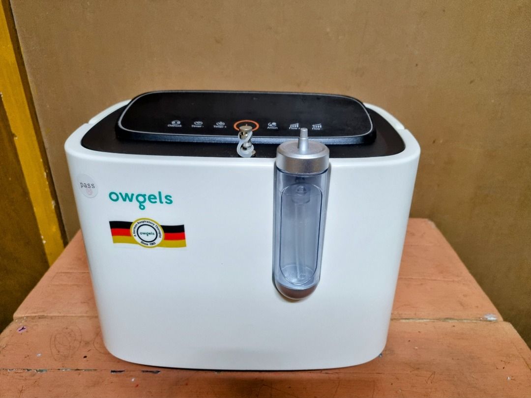 Owgels Compact Touchscreen Oxygen Concentrator (Model: OZ-1-08TMO ...