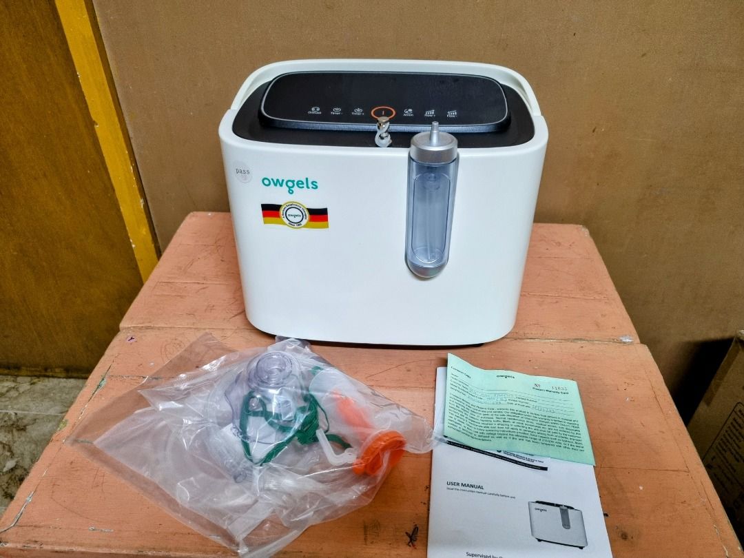 Owgels Compact Touchscreen Oxygen Concentrator (Model: OZ-1-08TMO ...