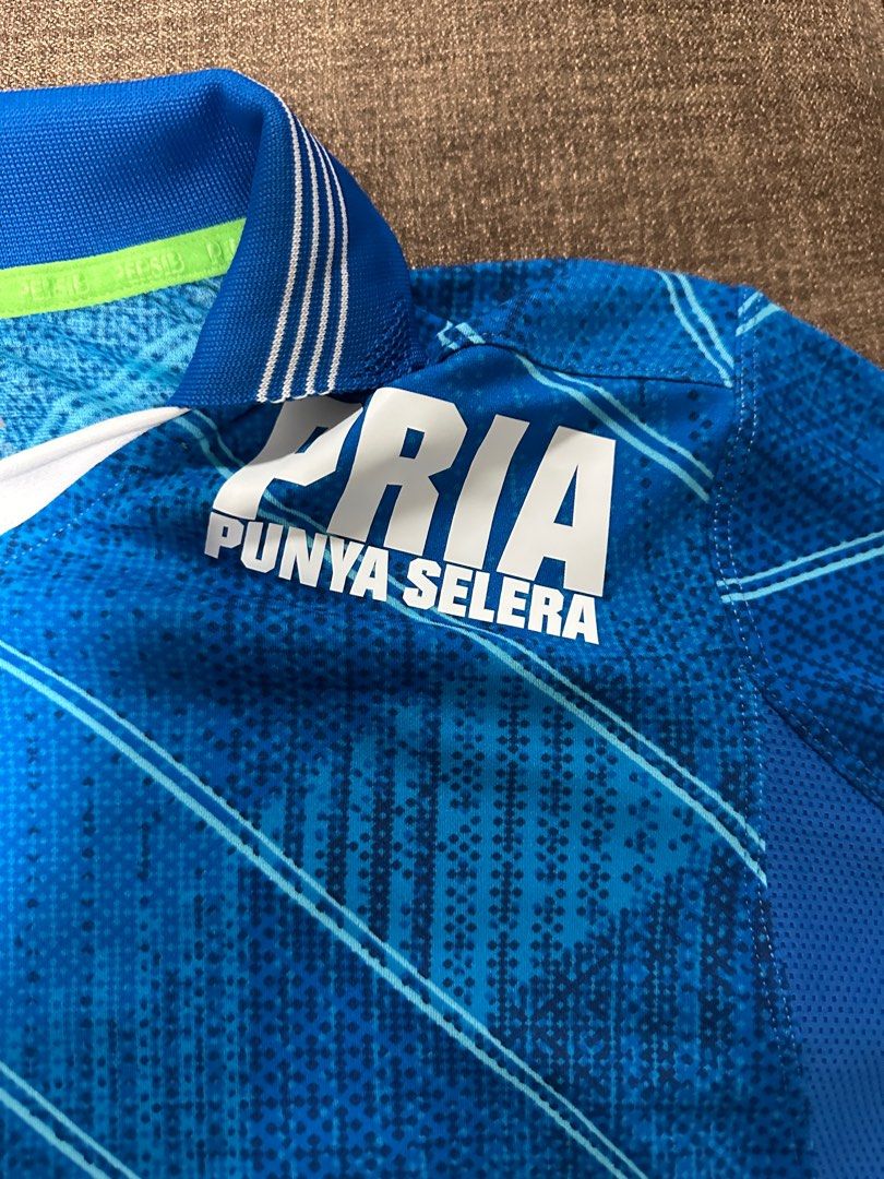 Persib Bandung Jersey Home Player Issue 2023, Men's Fashion, Activewear ...