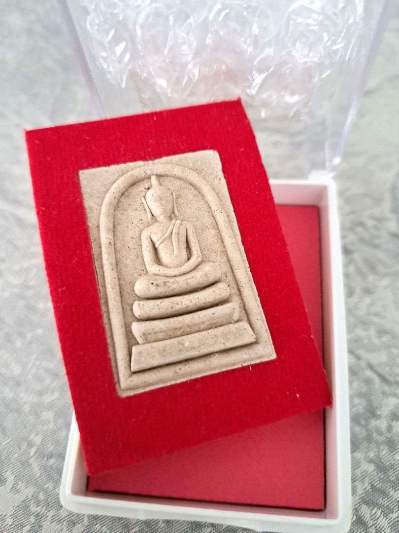 Lp Prom Phra Somdej Thai Amulet back with Phra Phrom, Hobbies & Toys ...