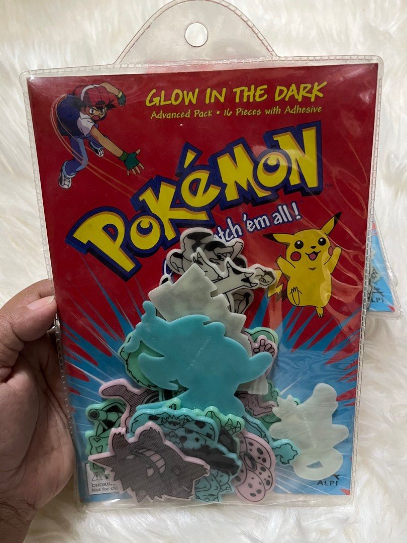 Pokemon Glow In The Dark 16 Piece Intermediate Pack With Adhesive 1999 ...
