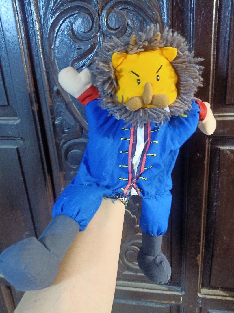REVERSIBLE PRINCE HUMAN HAND PUPPET / BEAST - LION PUPPET on Carousell
