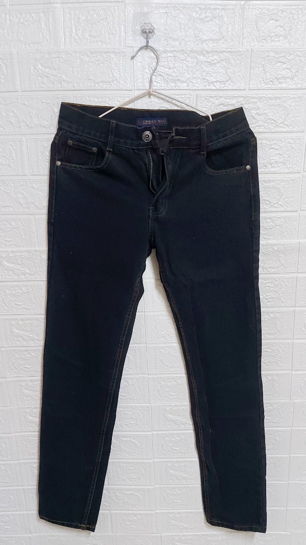 SELLING BRANDED PRE-LOVED CLOTHES: P-004 on Carousell