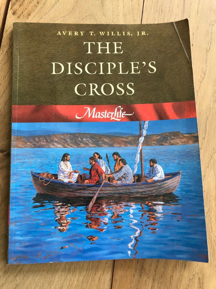 Thé disciple’s cross, Hobbies & Toys, Books & Magazines, Textbooks on ...