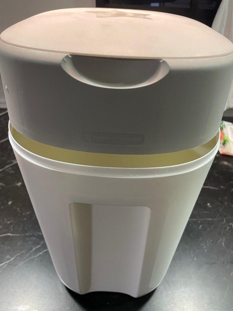 Tommee Tippee Sangenic Twist & Click Advanced Diaper Disposal Bin, Babies & Kids, Bathing ...