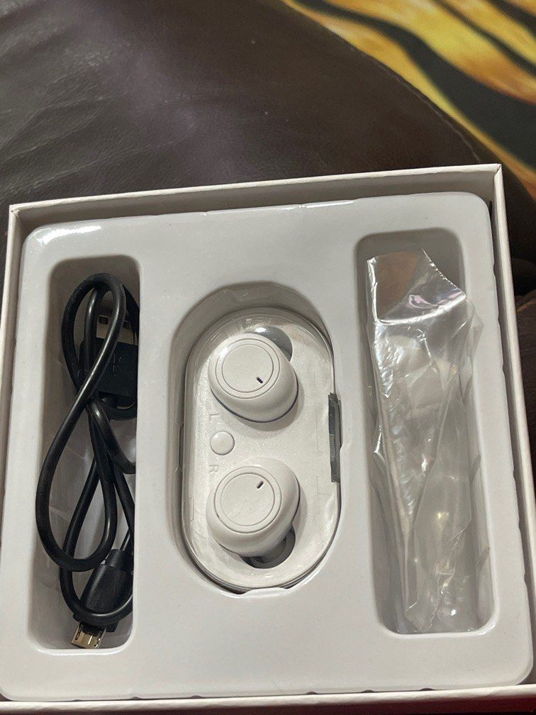 Typo wireless earbuds, Audio, Earphones on Carousell