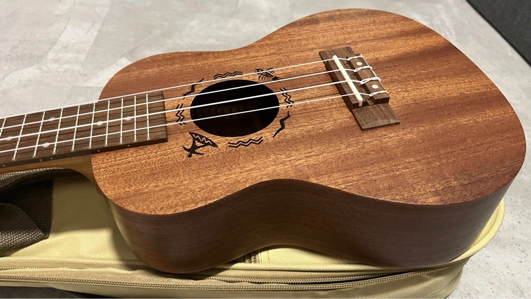 Ukulele, Hobbies & Toys, Music & Media, Musical Instruments on Carousell