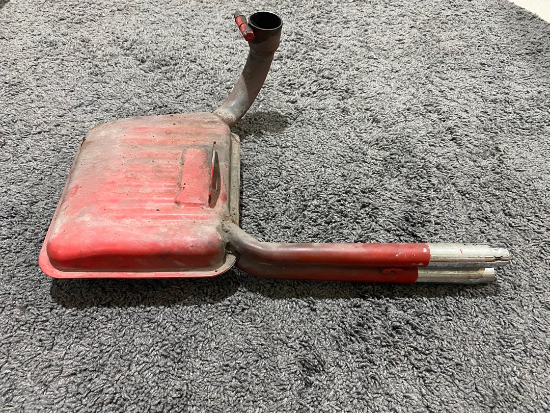 Vespa Ken Cobbing Twin Pipe Exhaust, Motorcycles, Motorcycle ...