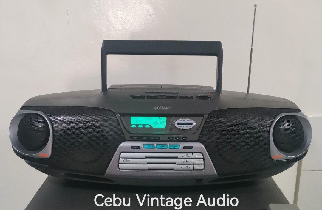 VICTOR CD RADIO CASSETTE RECORDER RC-XC3, Audio, Portable Music Players on Carousell