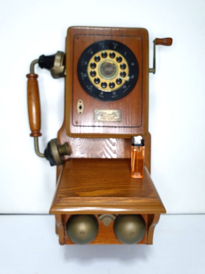 Vintage 1927 CLASSIC COLLECTOR EDITION solid wood wall mount telephone ...