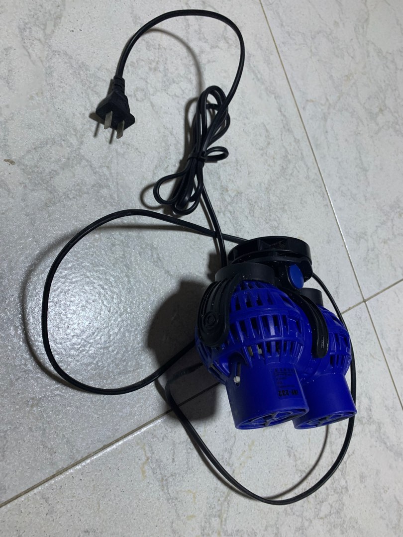 Wavemaker strong, Pet Supplies, Homes & Other Pet Accessories on Carousell