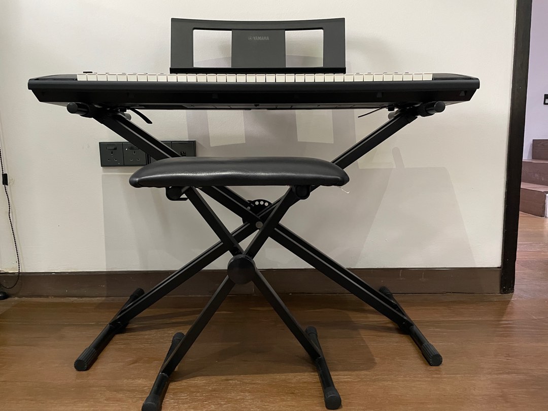 Yamaha Keyboard, Hobbies & Toys, Music & Media, Musical Instruments on ...