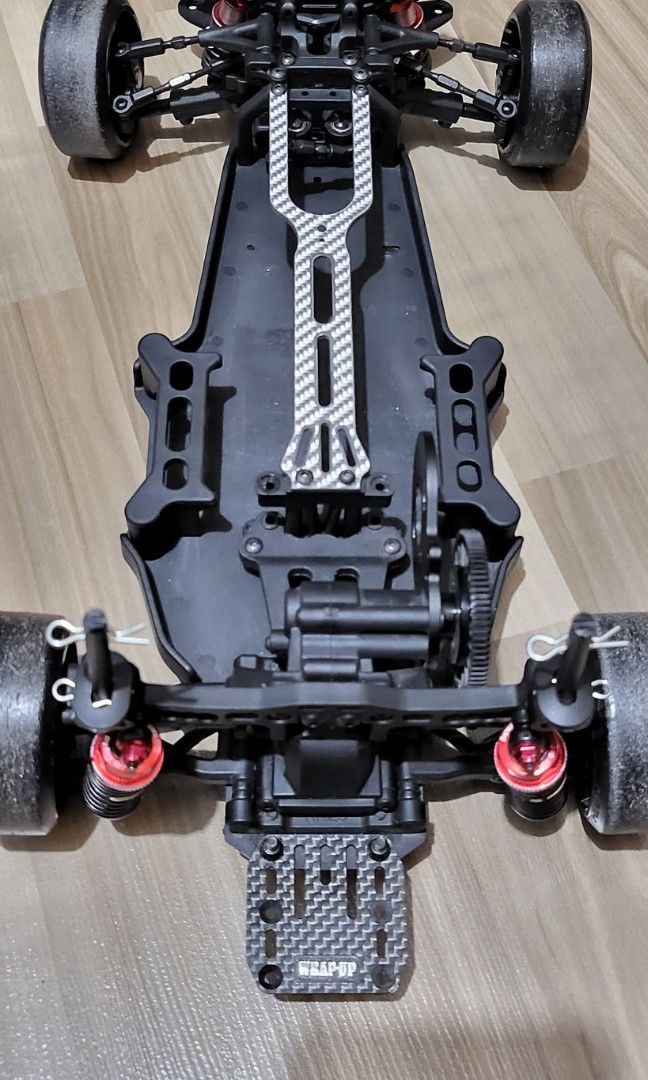 Yokomo Rwd Yd2 Rc Drift Car frame roller with yeah racing Shocks, Hobbies & Toys, Toys & Games ...