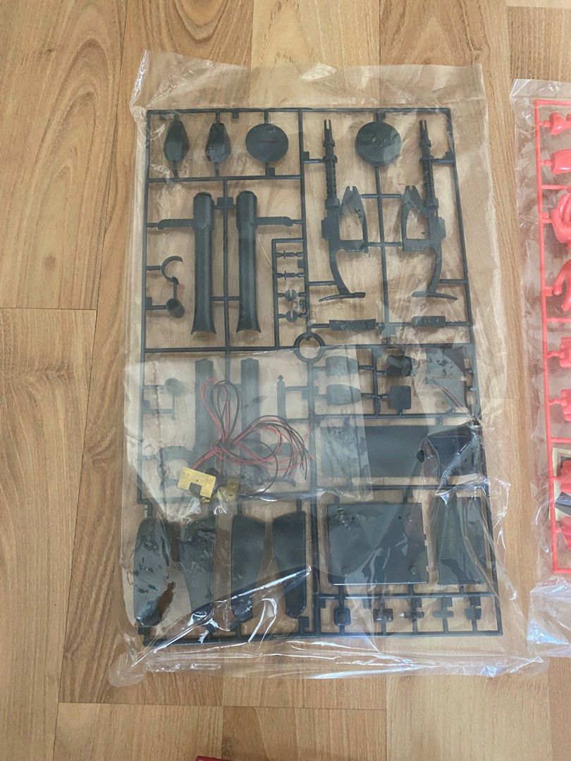 1/72 Gundam Zaku cutaway kit, Hobbies & Toys, Toys & Games on Carousell