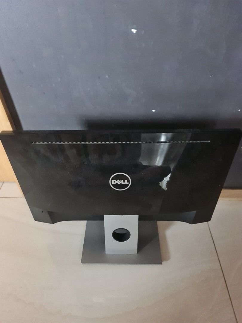 24 inch monitor Dell FHD 1080p, Computers & Tech, Parts & Accessories ...