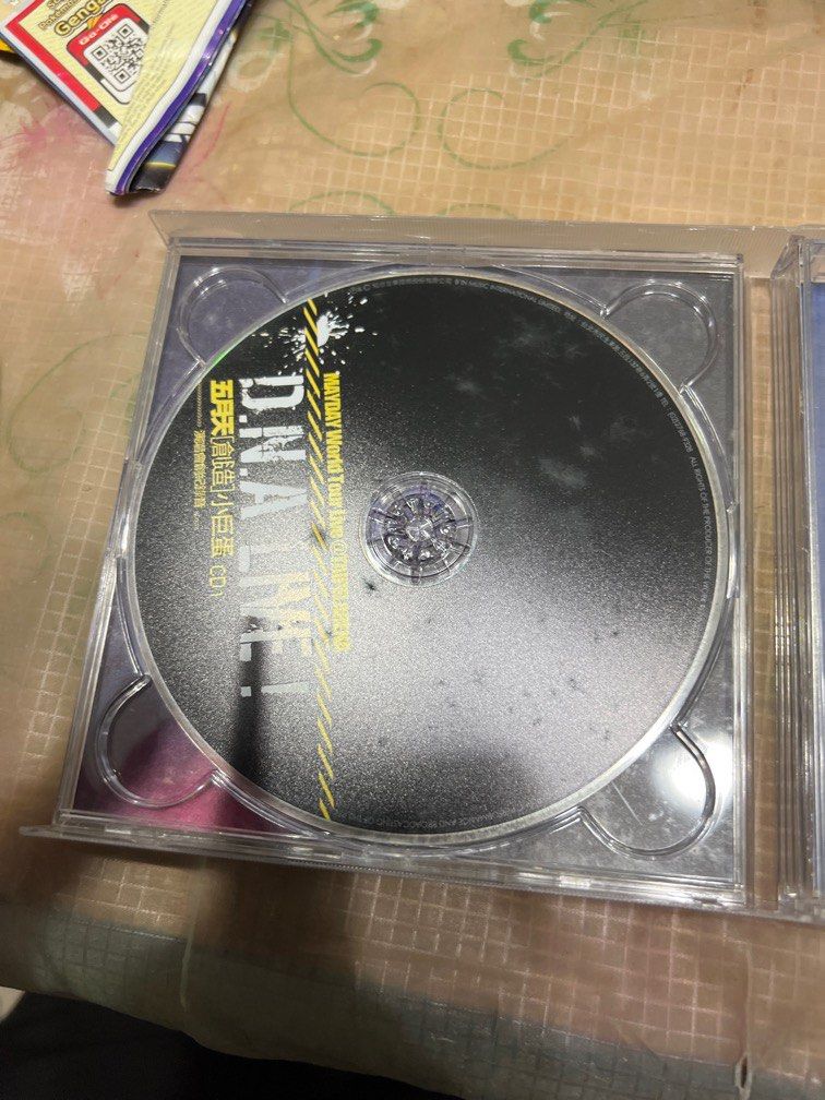 五月天 dna live cd/Dvd, Hobbies & Toys, Music & Media, CDs & DVDs on Carousell