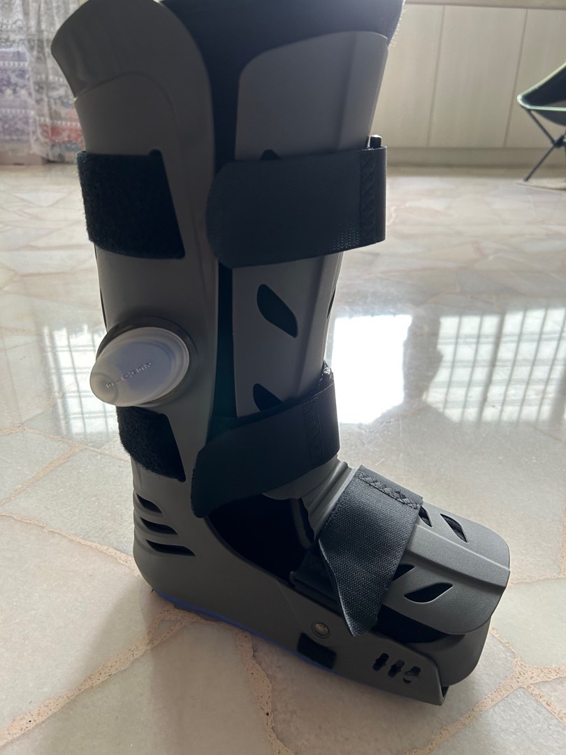 Aircast Boot 1 Leg M With Crutches 1 Pair Health And Nutrition