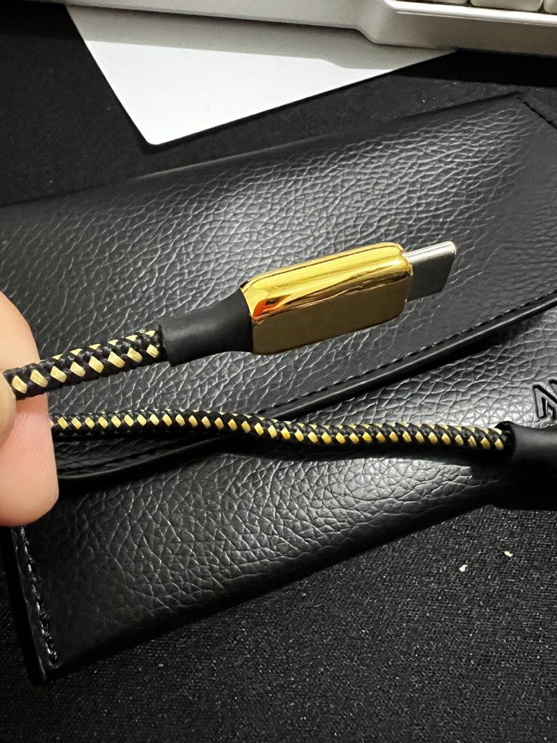 Anker 24k gold lightning cable usbc, Mobile Phones & Gadgets, Mobile ...