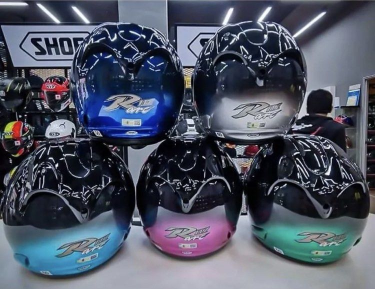 Arc ritz two tone, Motorcycles, Motorcycle Apparel on Carousell