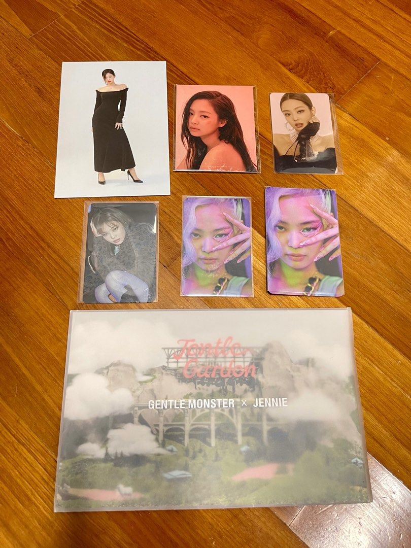 Blackpink Jennie Photocard set with Jennie GM mask, Hobbies & Toys ...