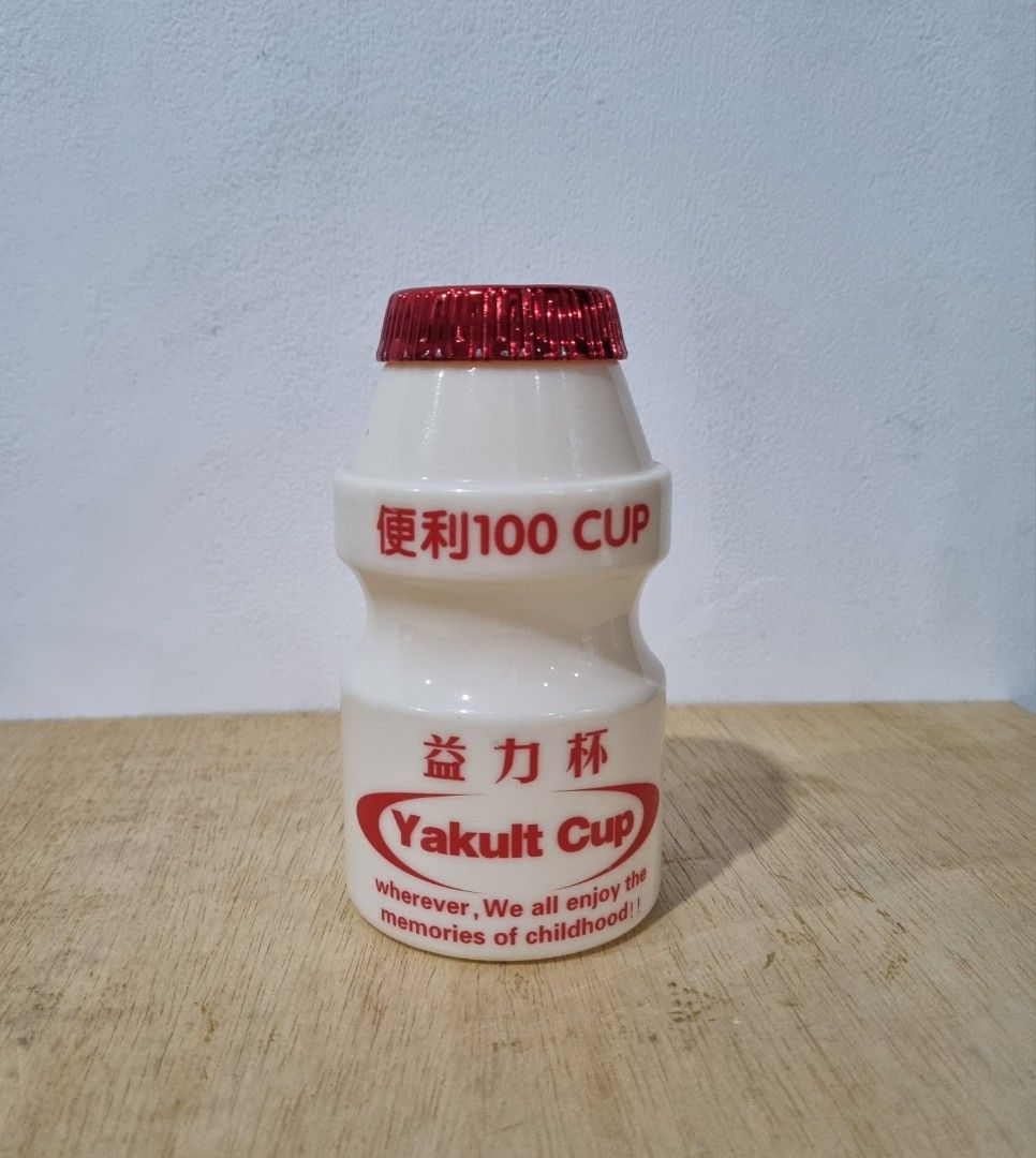 Botol minum Yakult, Kitchen & Appliances di Carousell