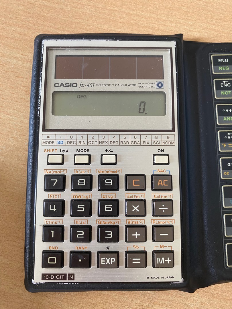 Casio fix-451 Scientific Calculator powered by high-power solar cell ...
