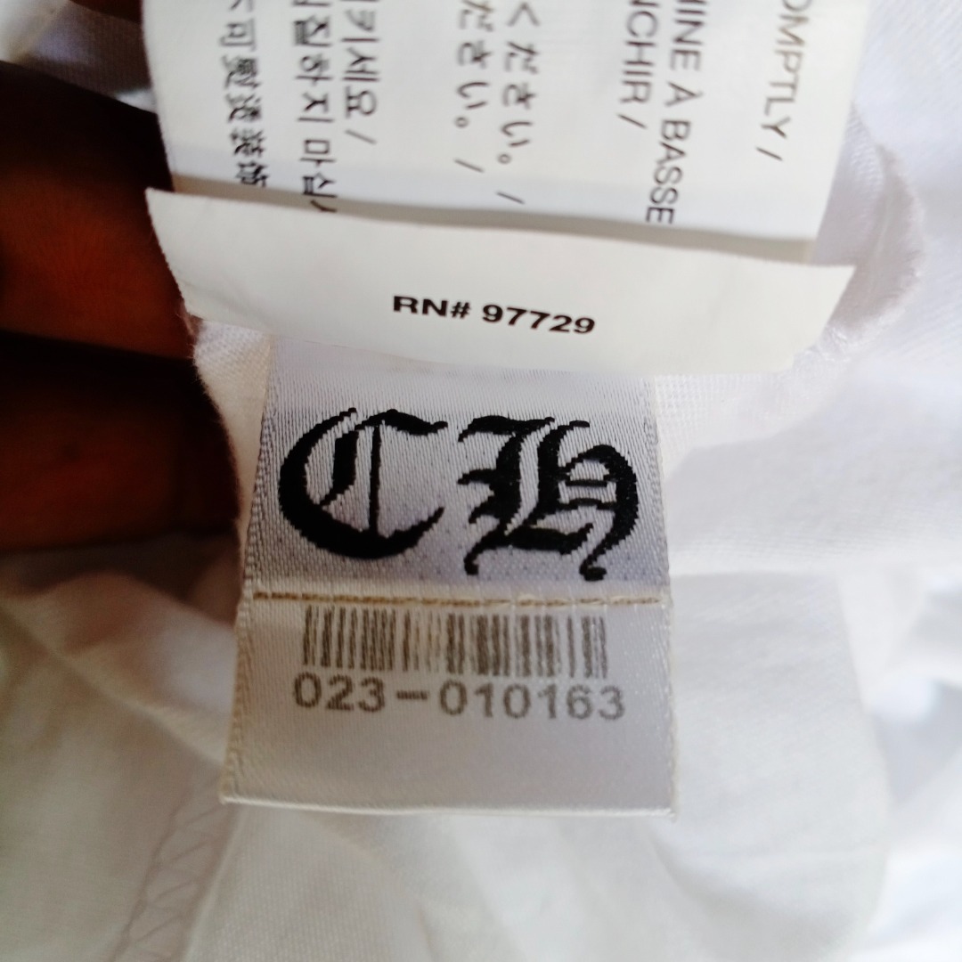 Ch t shirt, Men's Fashion, Tops & Sets, Tshirts & Polo Shirts on Carousell