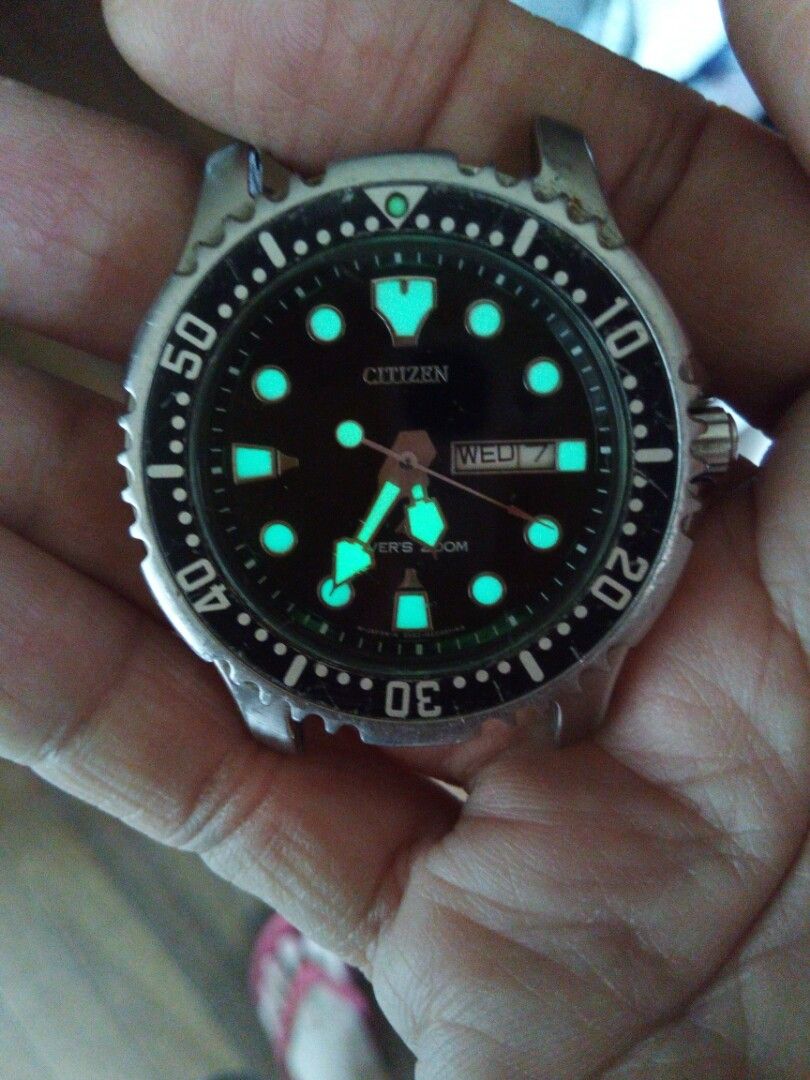 Citizen 5502 Diver's Quartz watch, Men's Fashion, Watches & Accessories ...