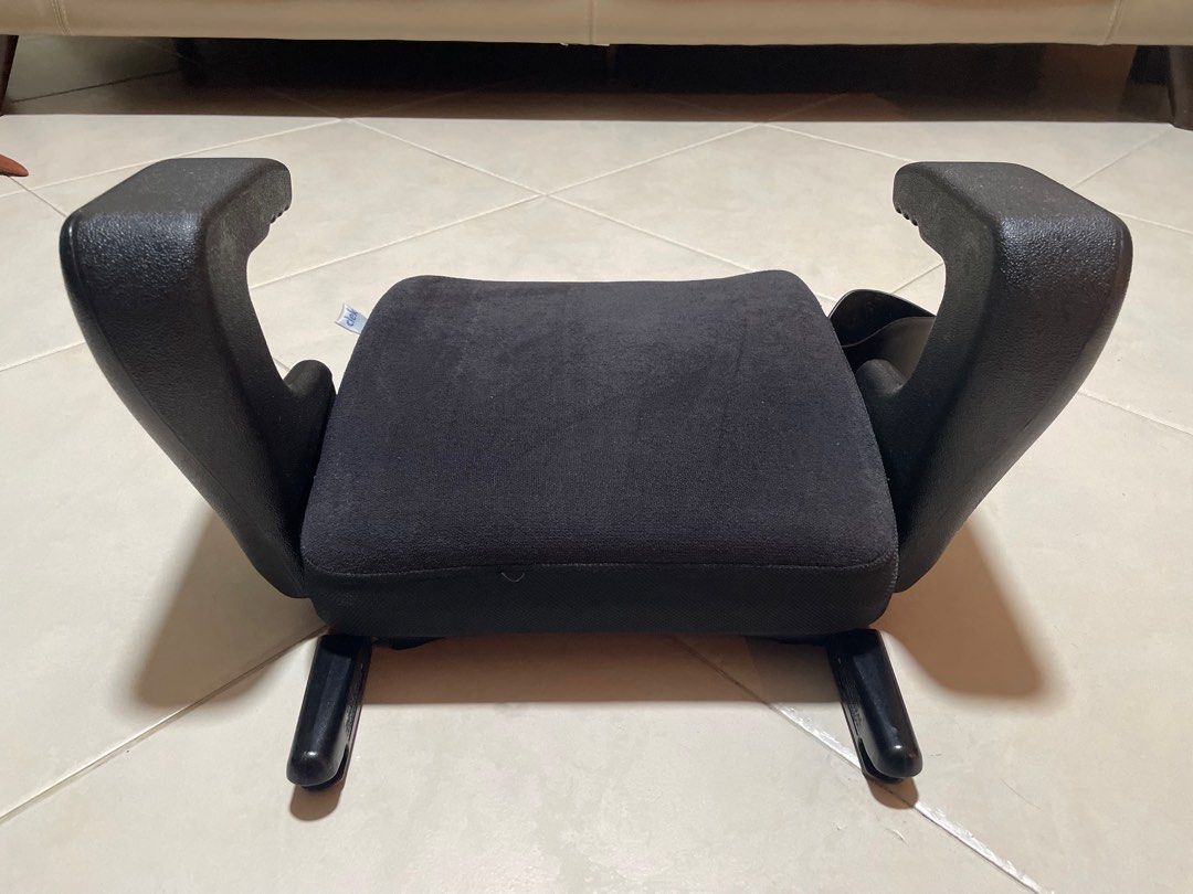 Clek booster seat with Isofix, Babies & Kids, Going Out, Car Seats on ...