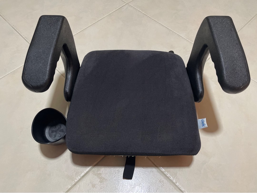 Clek booster seat with Isofix, Babies & Kids, Going Out, Car Seats on ...