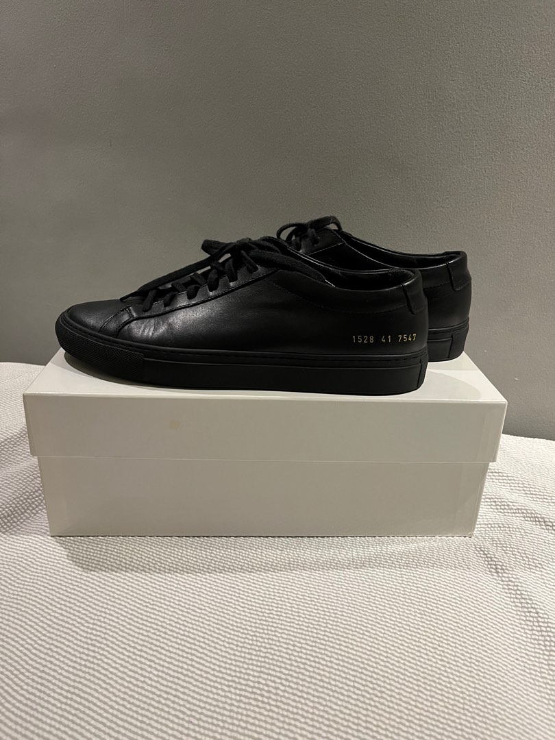 COMMON PROJECTS (BLACK), Men's Fashion, Footwear, Sneakers on Carousell