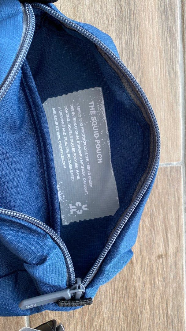 Crumpler Pouch Large, Men's Fashion, Bags, Belt bags, Clutches and ...